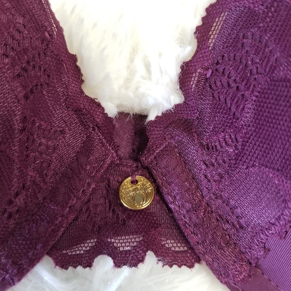 Natori | Intimates & Sleepwear | Natori 32b Burgundy Underwire Bra Lace ...